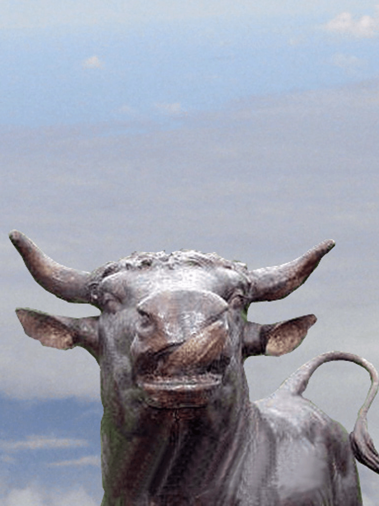 Giant Standing Bull - All Classics